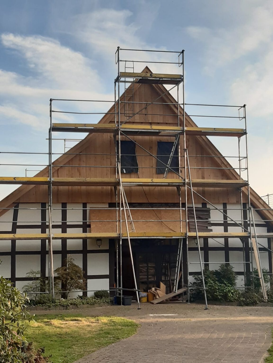 Projekt Giebel - Nestplatz